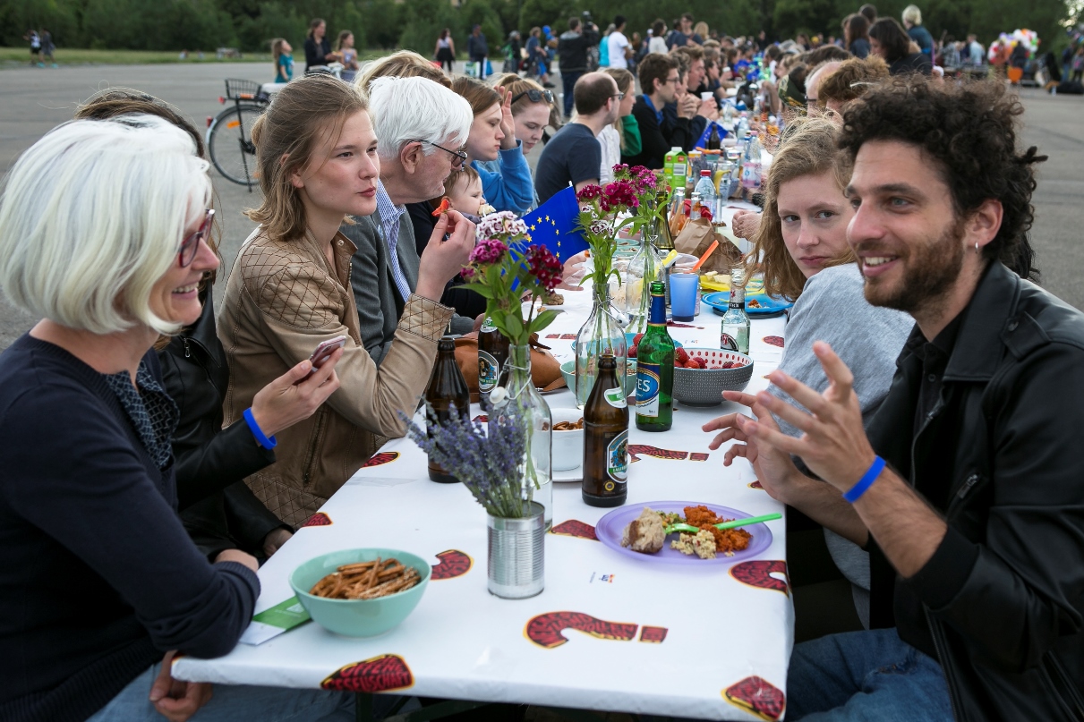 Die Offene Gesellschaft bewegt Menschen – LAMPERT- Nachhaltigkeit leben